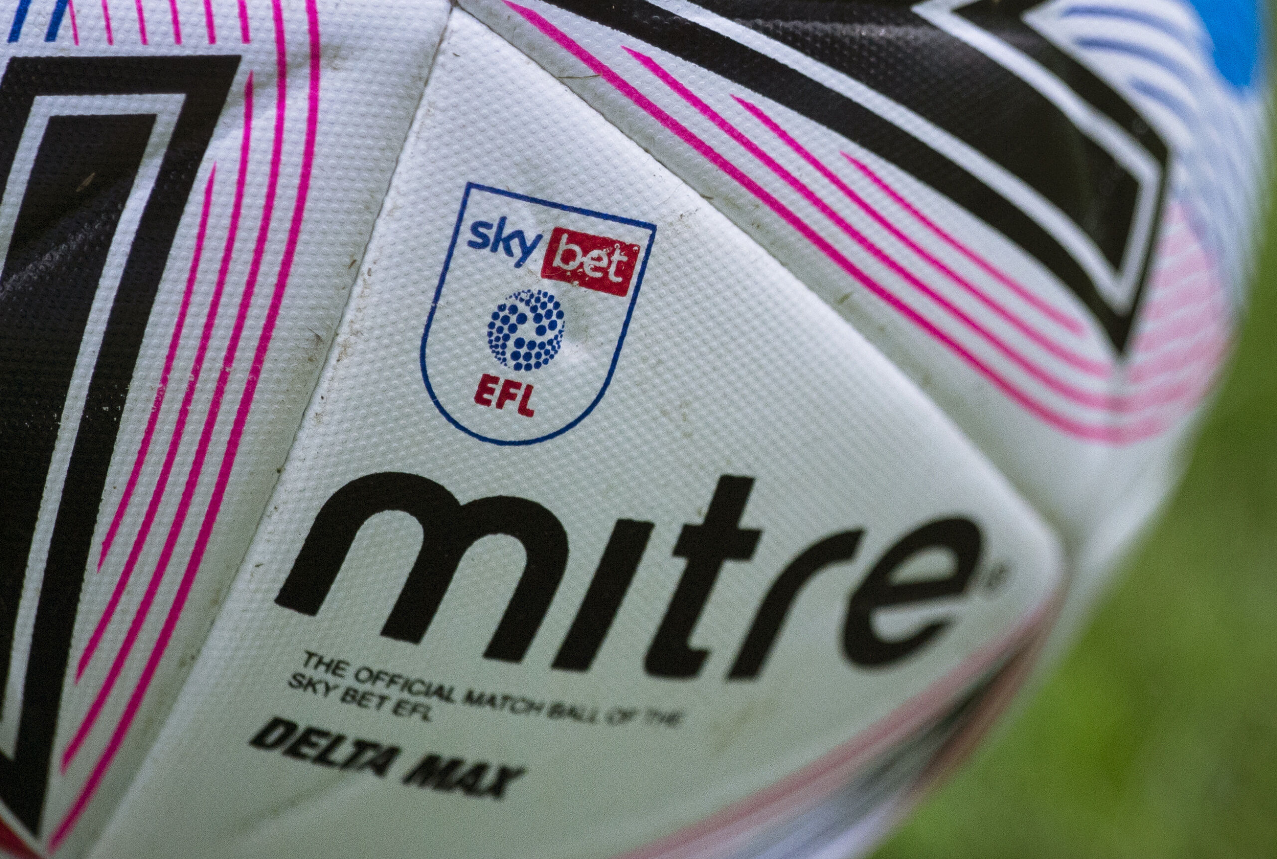 EFL London Clubs Match Report Round-Up: 02.12.20 • London Football Scene