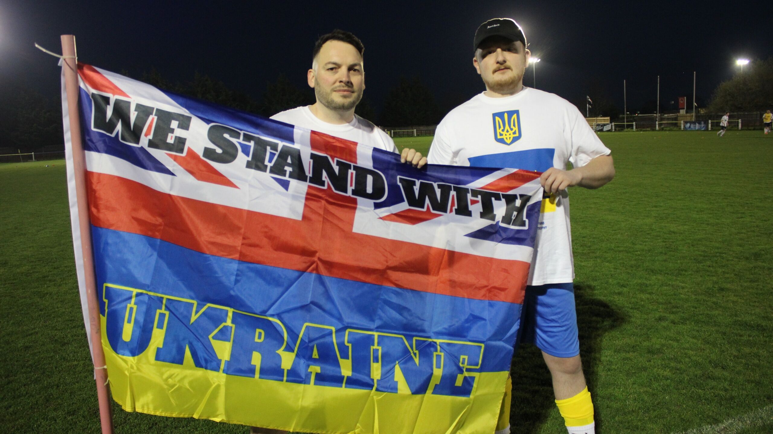 EnglandFans FC raise over £5,000 for Ukraine crisis with Anglo-Ukraine ...