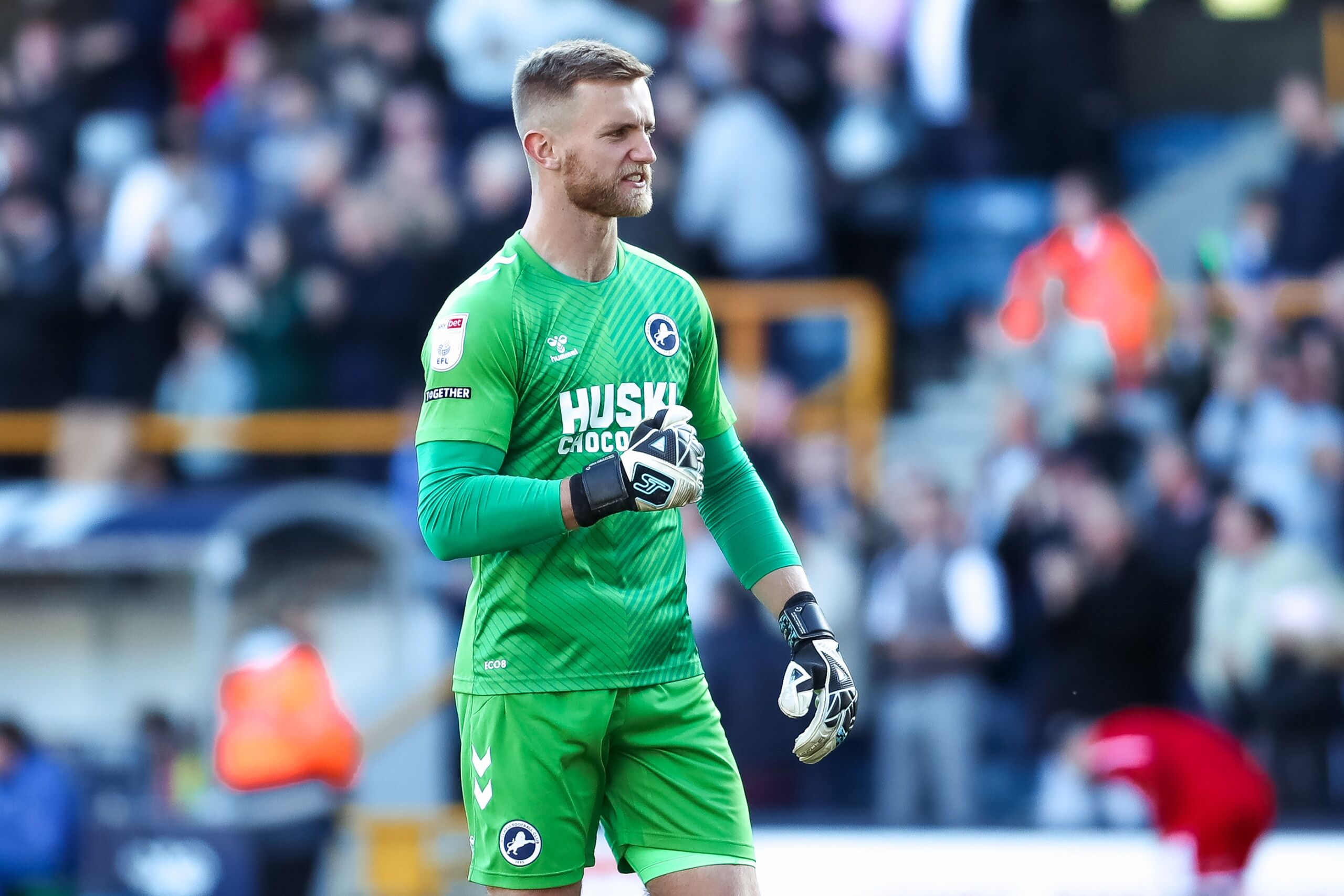 Bartosz Bialkowski or George Long? How an unconventional option could ...