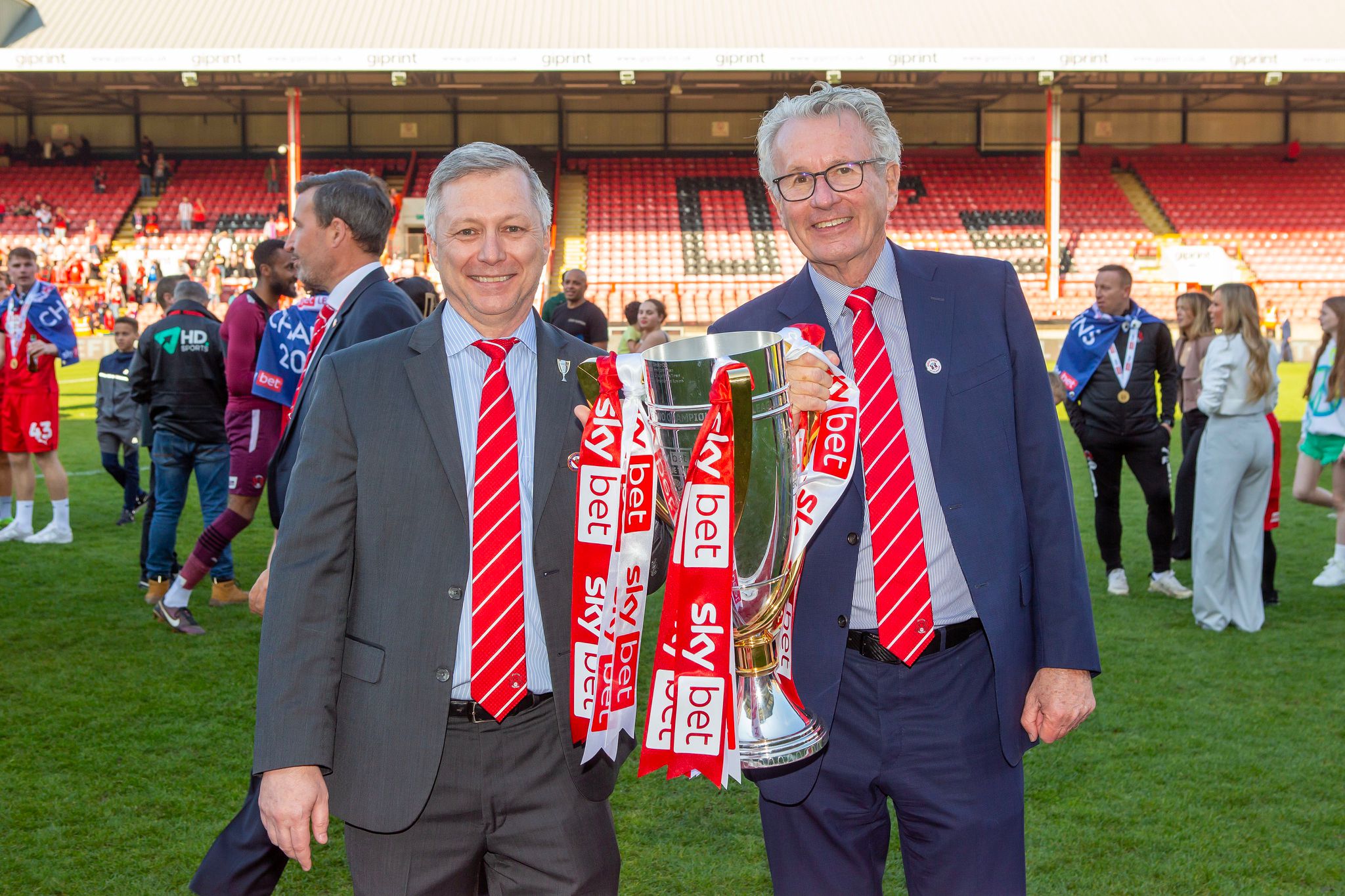 Leyton Orient’s Nigel Travis on promotion, Richie Wellens, Idris El ...